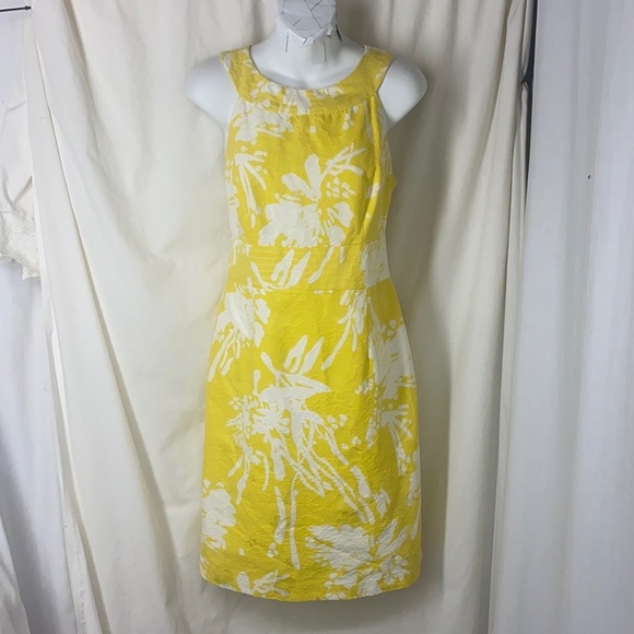 Muse | Dresses | Muse Yellow Textured White Floral Sheath Dress | Poshmark
